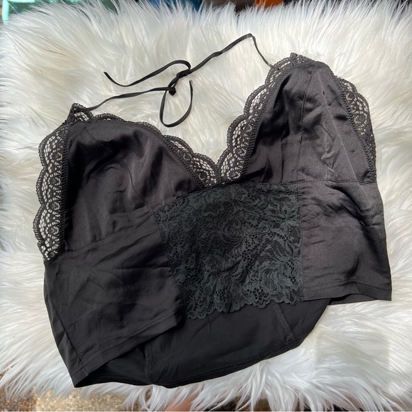 Zara | Tops | Zara Black Floral Dainty Lace Trim Triangle Halter Satin ...